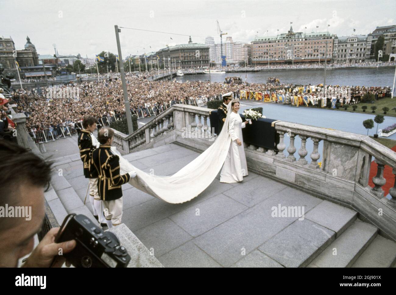 STOCKHOLM 1976-06-19 *For your files* The wedding of King Carl Gustaf ...
