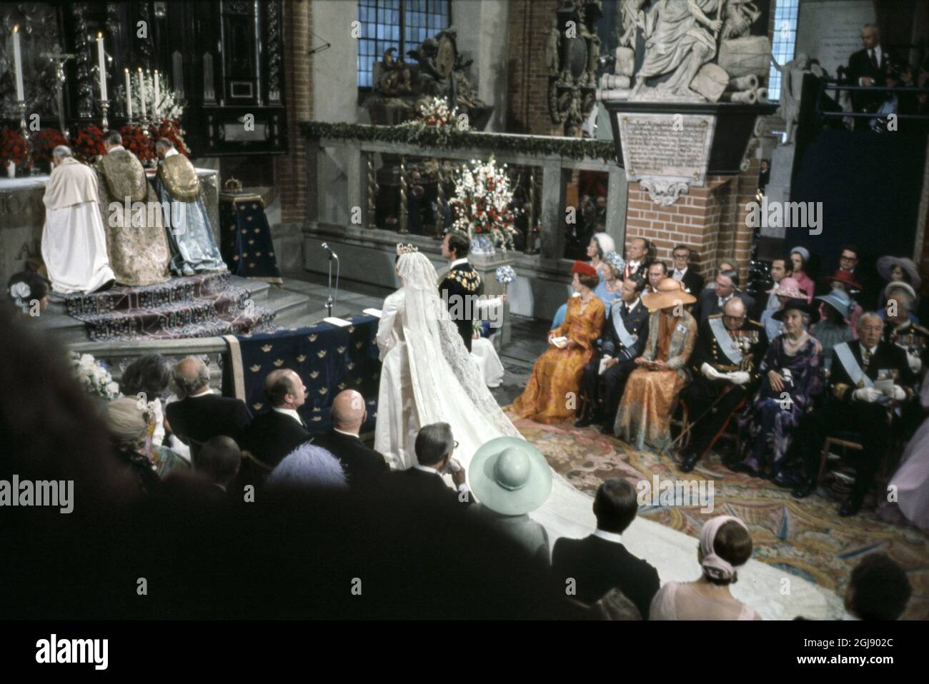 STOCKHOLM 1976-06-19 *For your files* The wedding of King Carl Gustaf ...