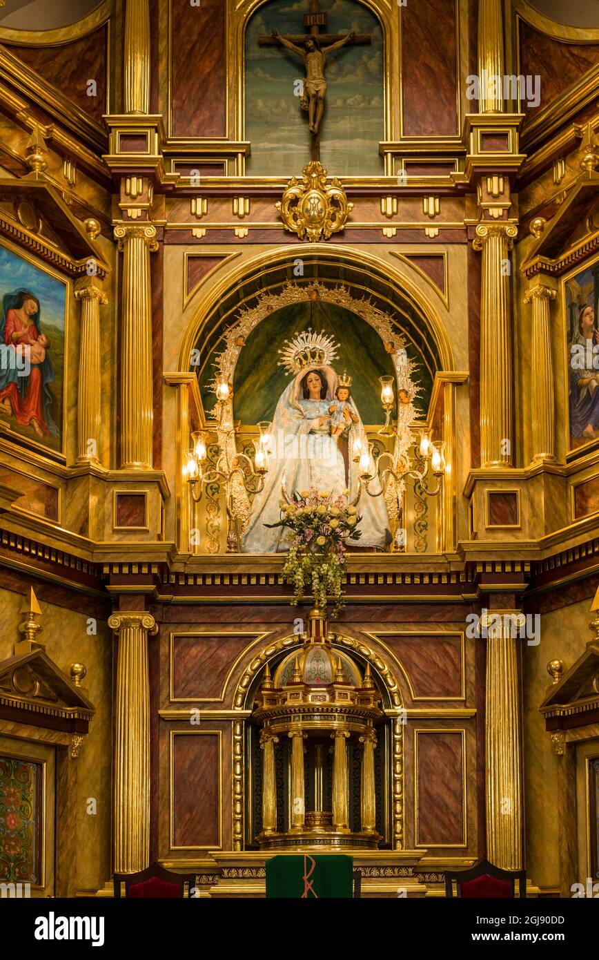 Spain, Canary Islands, Gran Canaria Island, Tejeda, town church ...