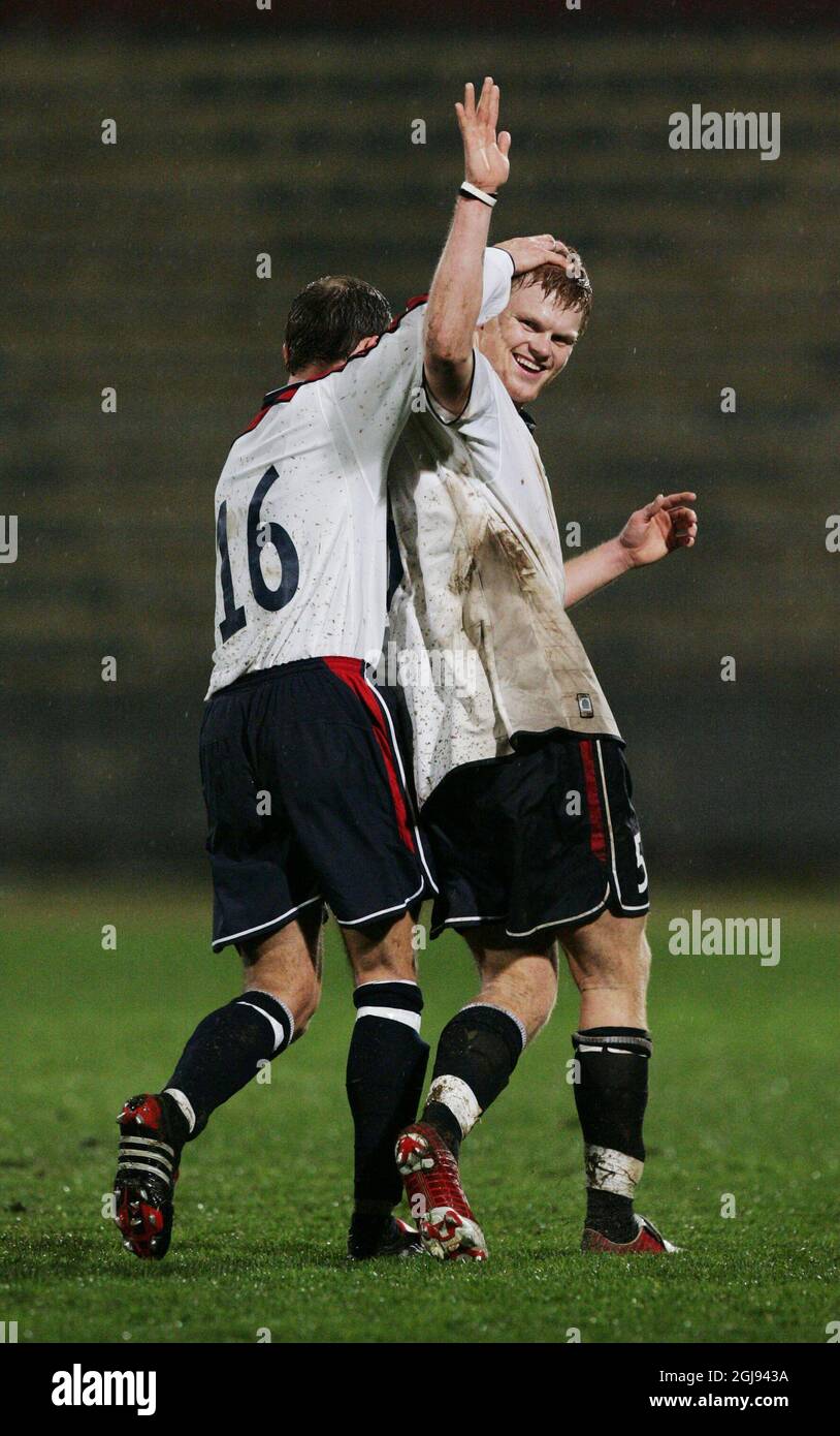 John arne riise r hi-res stock photography and images - Alamy