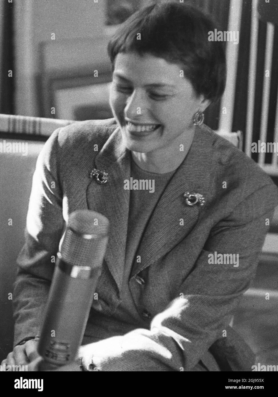 STOCKHOLM 1955-03-21 Ingrid Bergman during an interview fro Swedeish ...