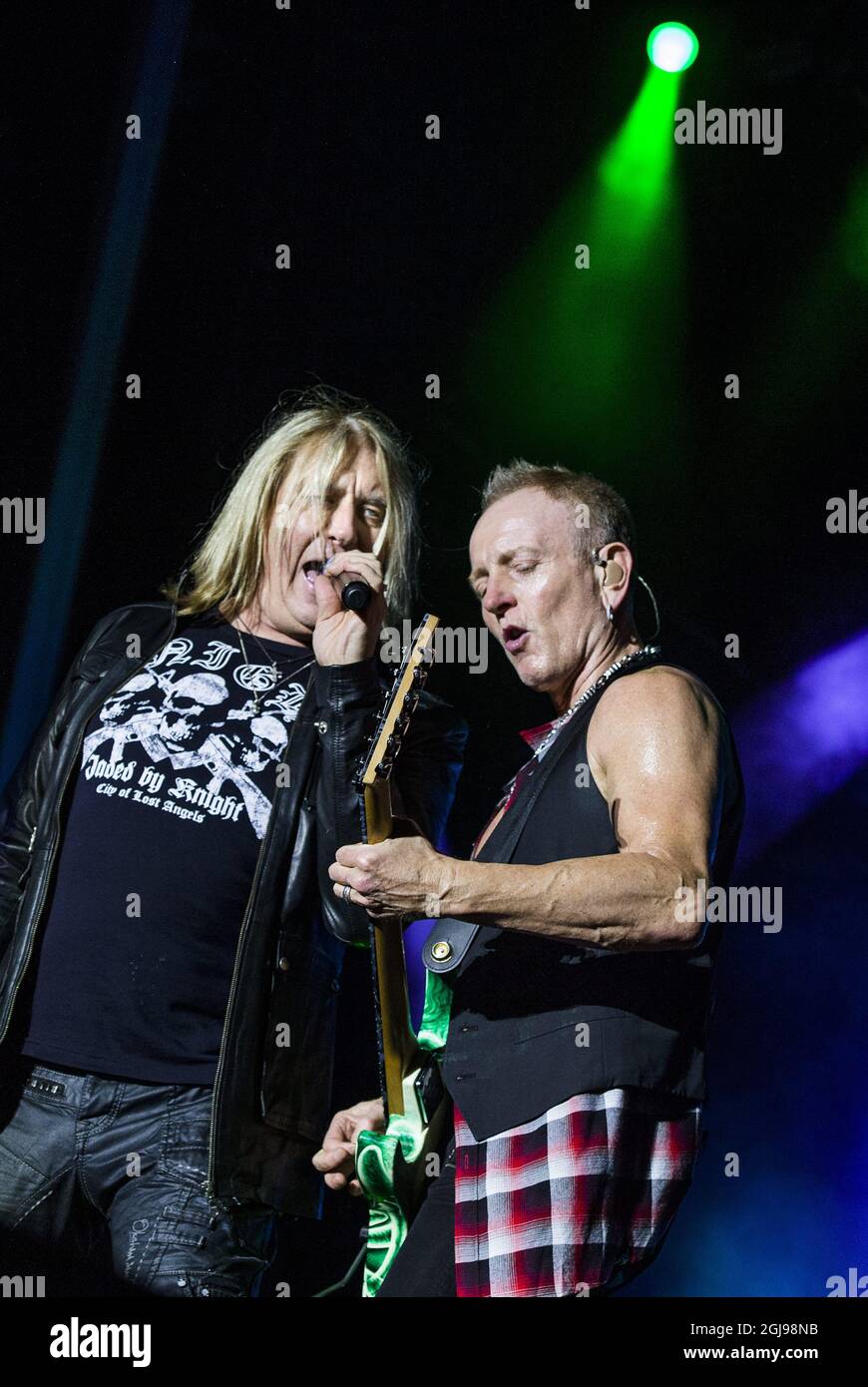 NORJE 20150604 British rock group Def Leppard performs during the ...