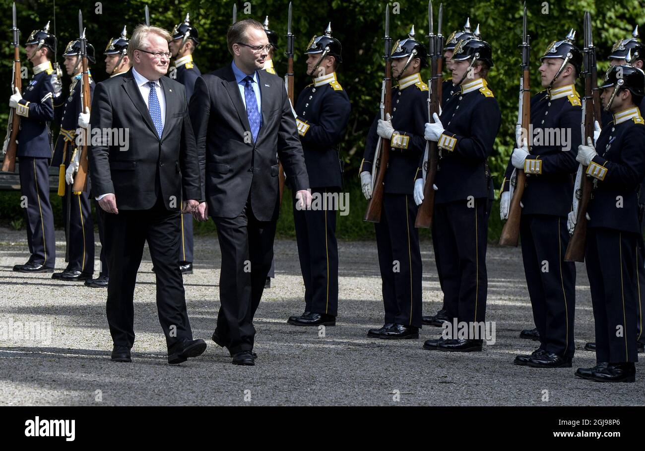 Finlands minister of defence hi-res stock photography and images - Alamy