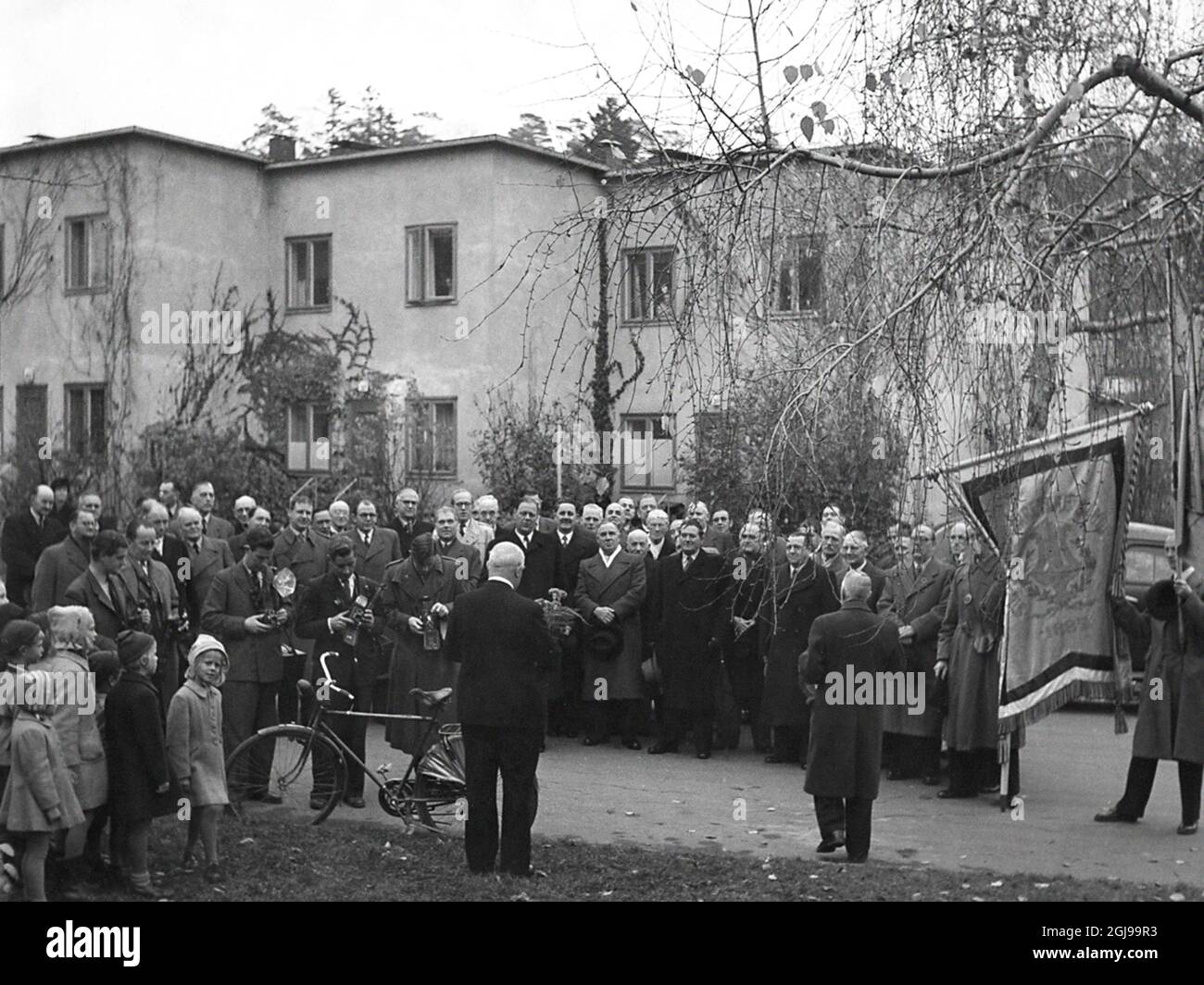 Swedish Prime Minister, Social Democrat Per Albin Hansson, is greeted ...