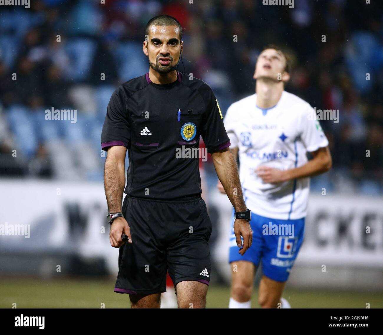 NORRKOPING 2013-10-05 Domaren Mohammed Al-Hakim under lordagens ...