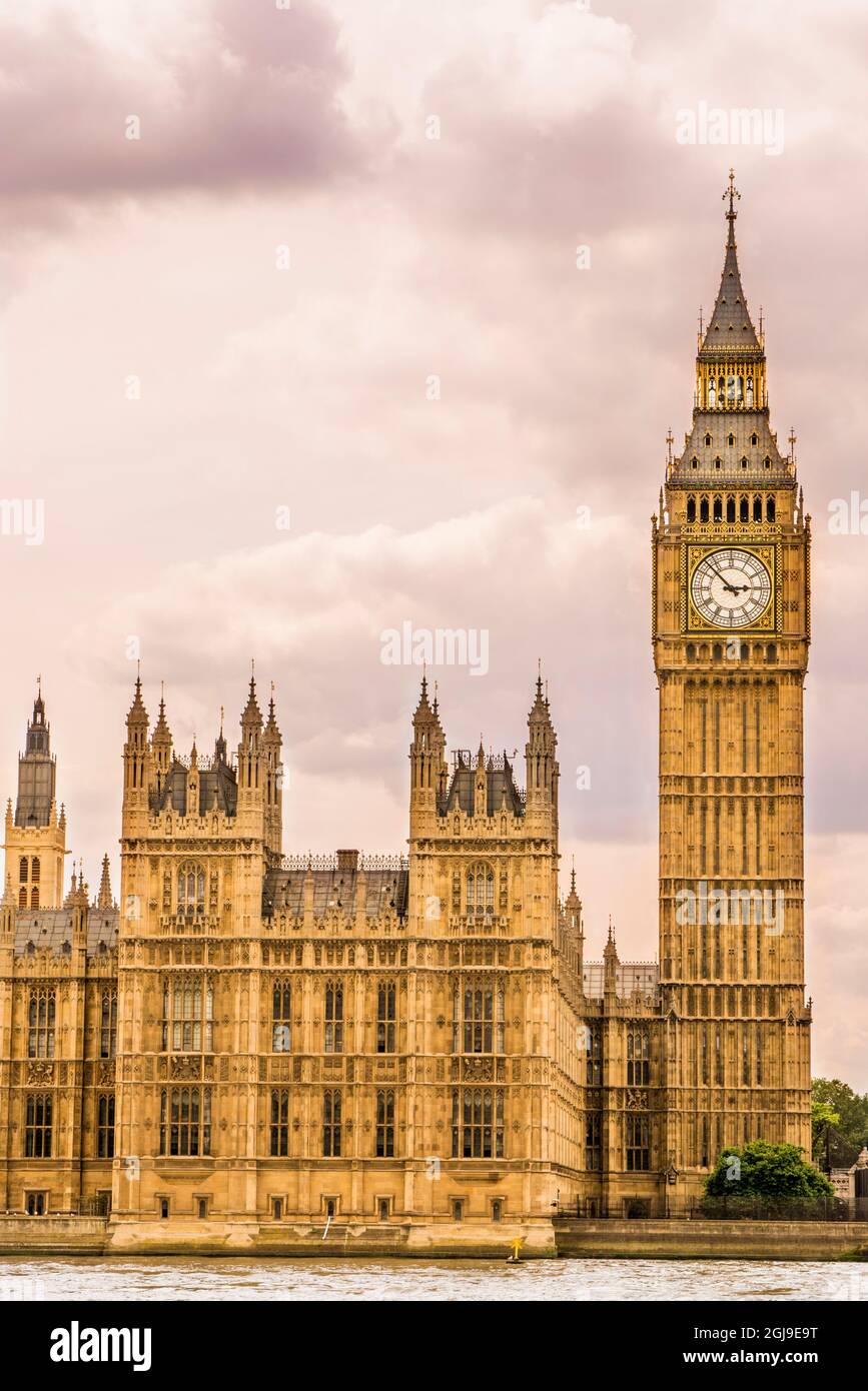 Big Ben or Great Bell, Palace of Westminster, Houses of Parliament ...