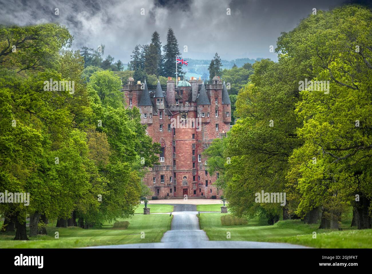 Scotland, Angus. 14th century Glamis Castle Stock Photo - Alamy