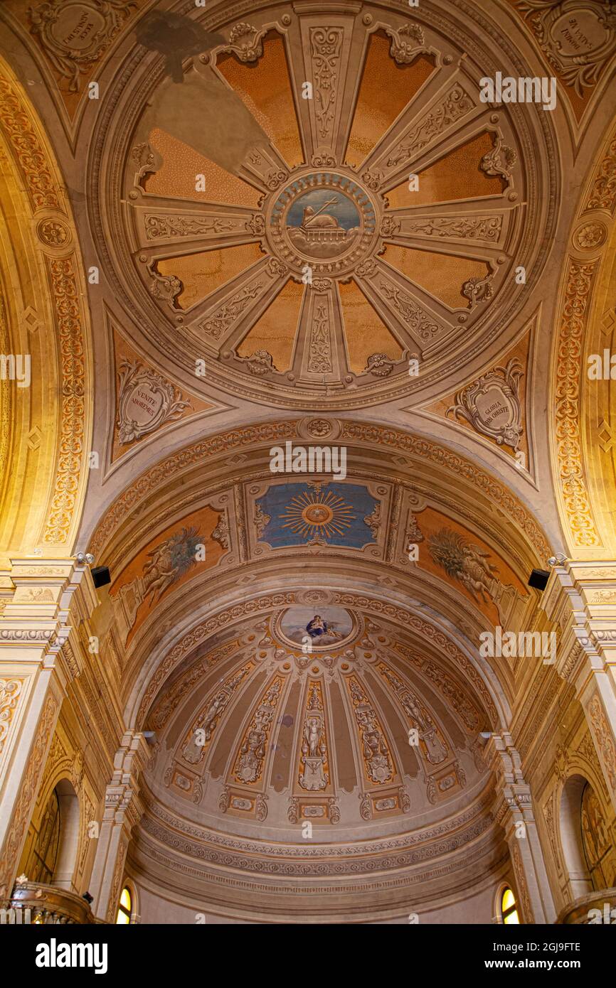 roof top of church Stock Photo - Alamy