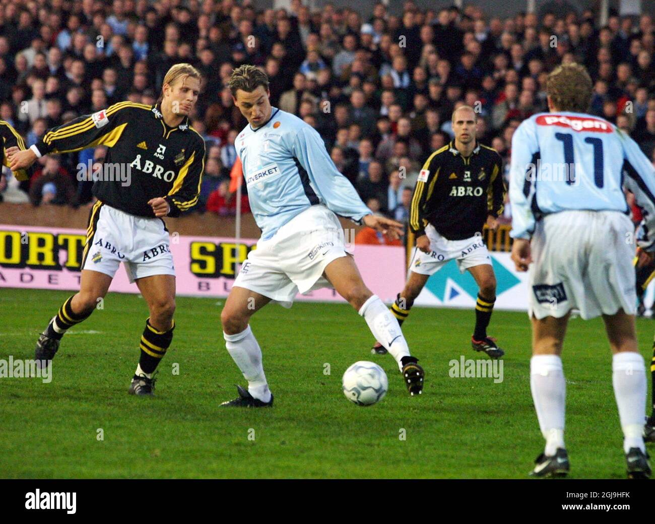 Malmo's Zlatan Ibrahimovic in action Stock Photo - Alamy