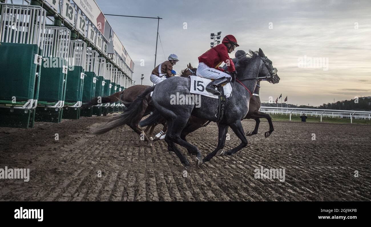 Race numbers startbox hi-res stock photography and images - Alamy