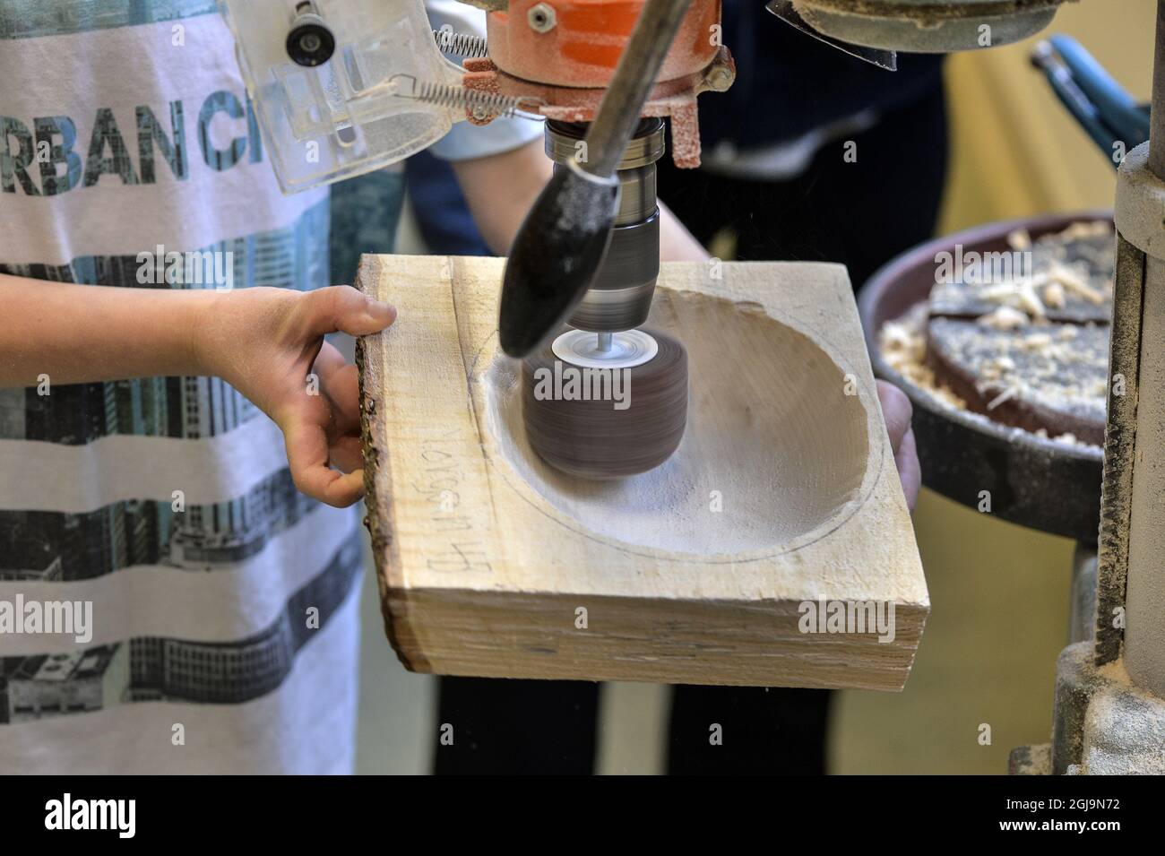 STOCKHOLM 20160226 Woodwork class Foto: Anders Wiklund / TT / kod 10040 ...