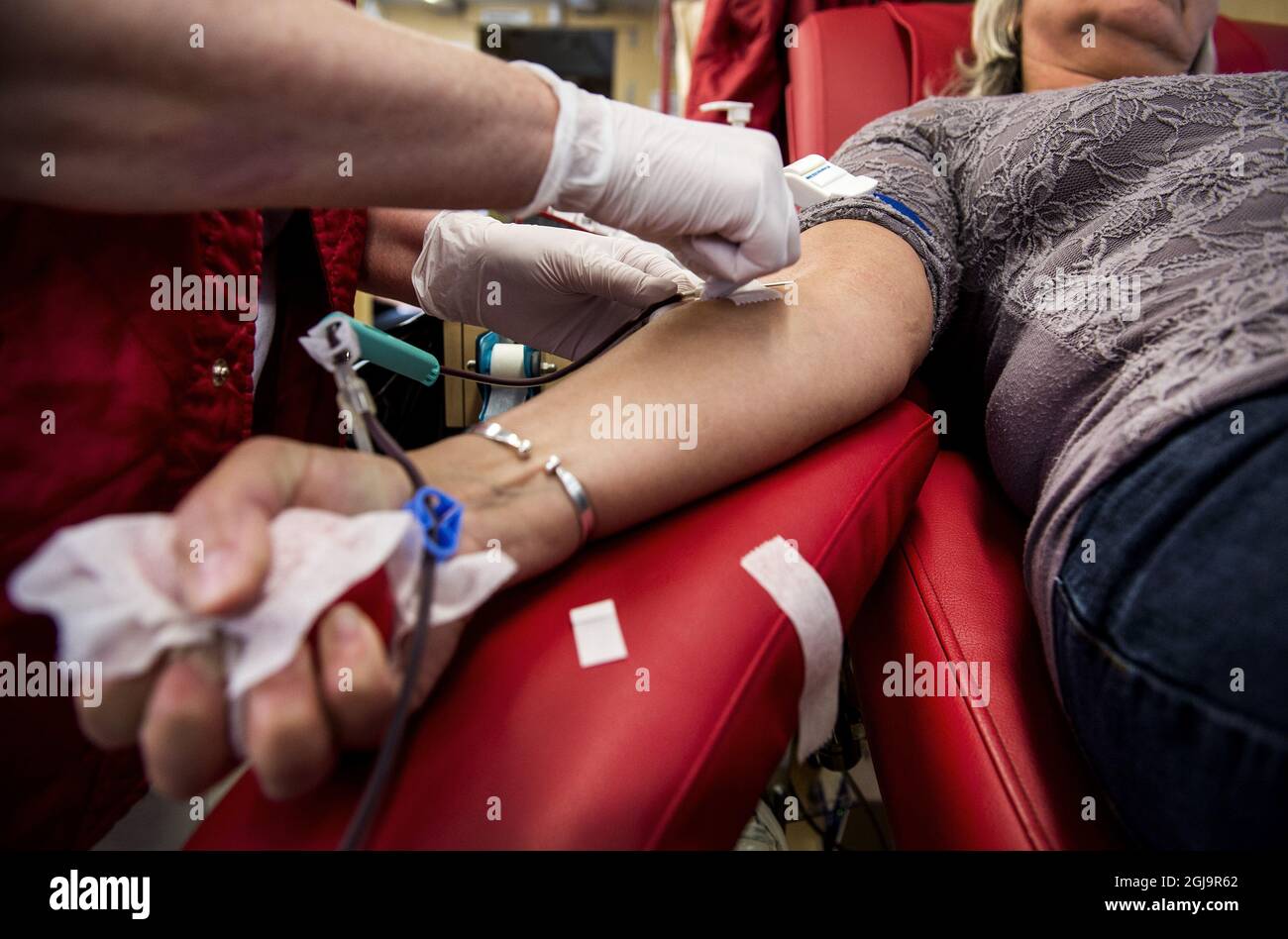 Tapping of blood hi-res stock photography and images - Alamy