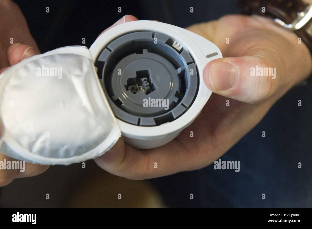 Flash glucose monitoring hi-res stock photography and images - Alamy