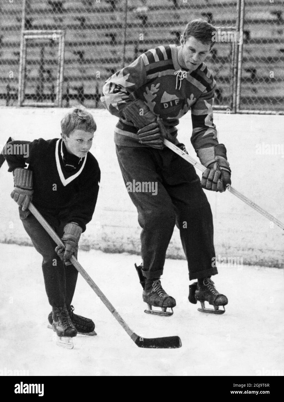 30 april 1958 hi-res stock photography and images - Alamy