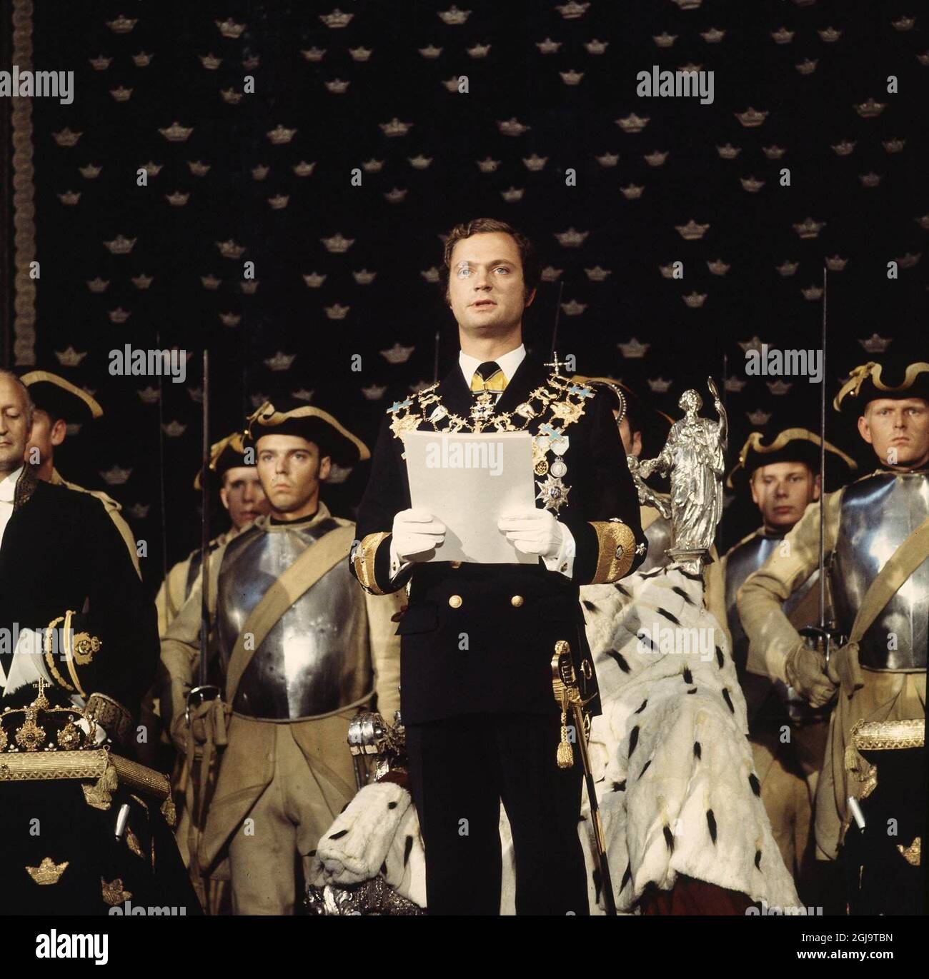 19730919 - Kung Carl Gustaf vid kroningen den 19 september 1973 i ...