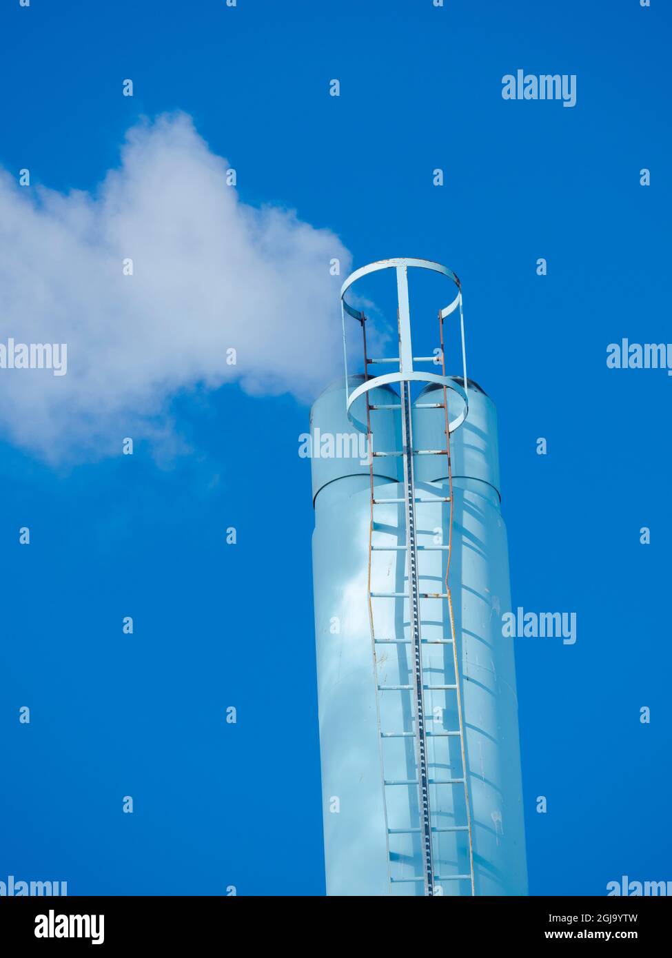 Frozen fish and factory hi-res stock photography and images - Alamy