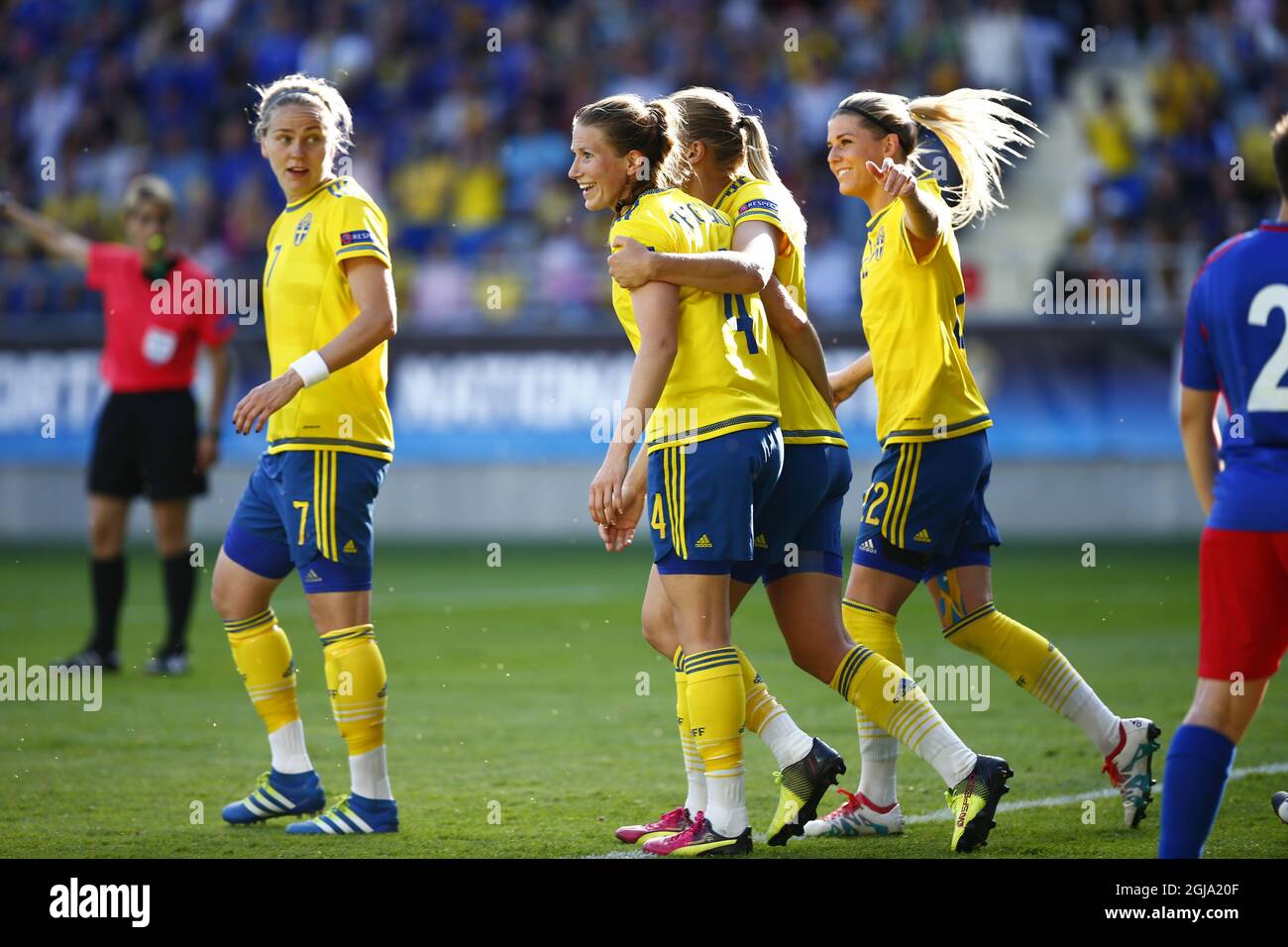 Sverige vs moldavien hi-res stock photography and images - Alamy