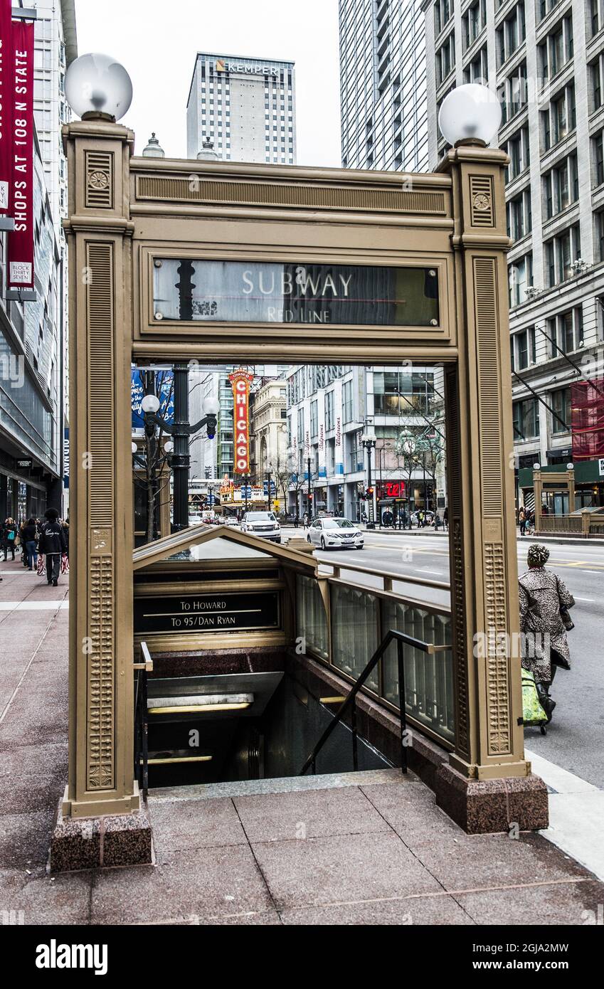 CHICAGO 2016-04-29 Street scene in Chicago, USA . Entrance to the The ...
