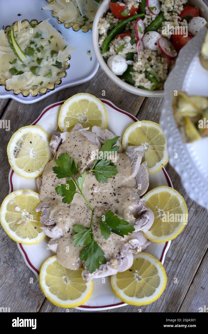 STOCKHOLM 20160308 pollo tonnato, chicken with tuna Foto: Janerik ...