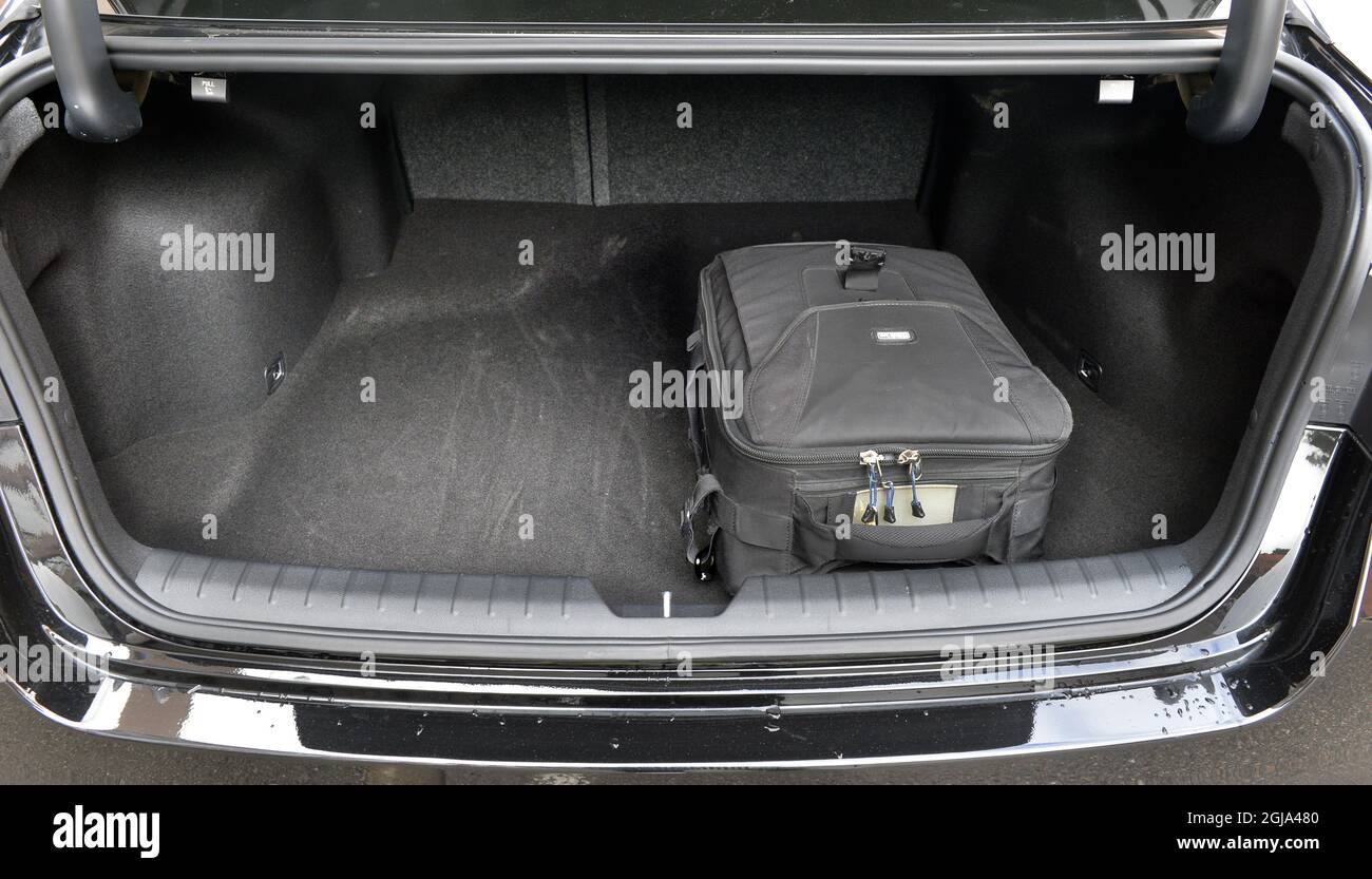 STOCKHOLM 2016-04-01 Kia Optima 1,7 CRDi Foto: Anders Wiklund / TT ...