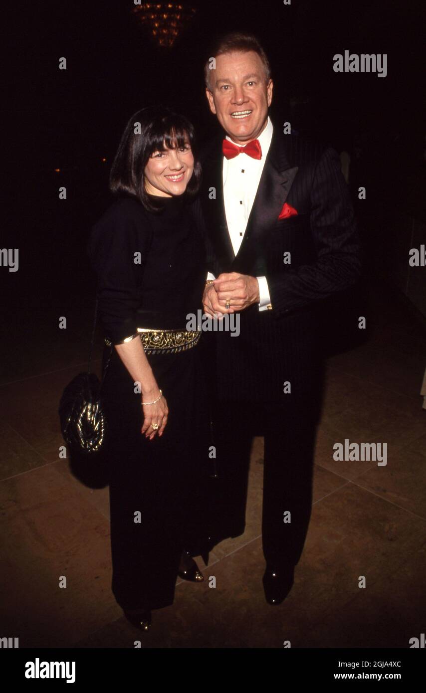 Wink martindale hi-res stock photography and images - Alamy