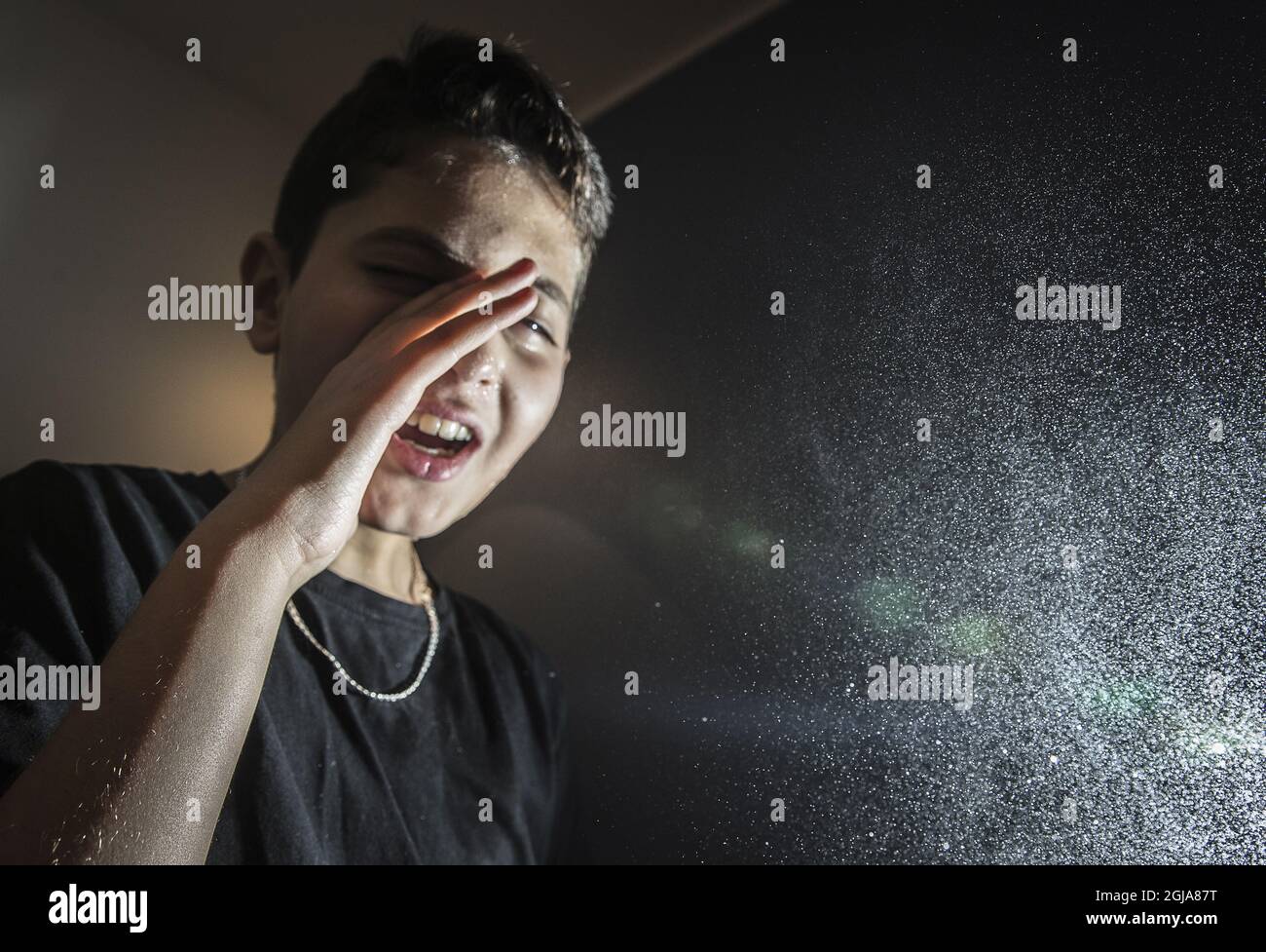 MalmÃƒÂ¶ 2016-02-27 cold, sick, health, sneeze, contagious, cough. Foto ...