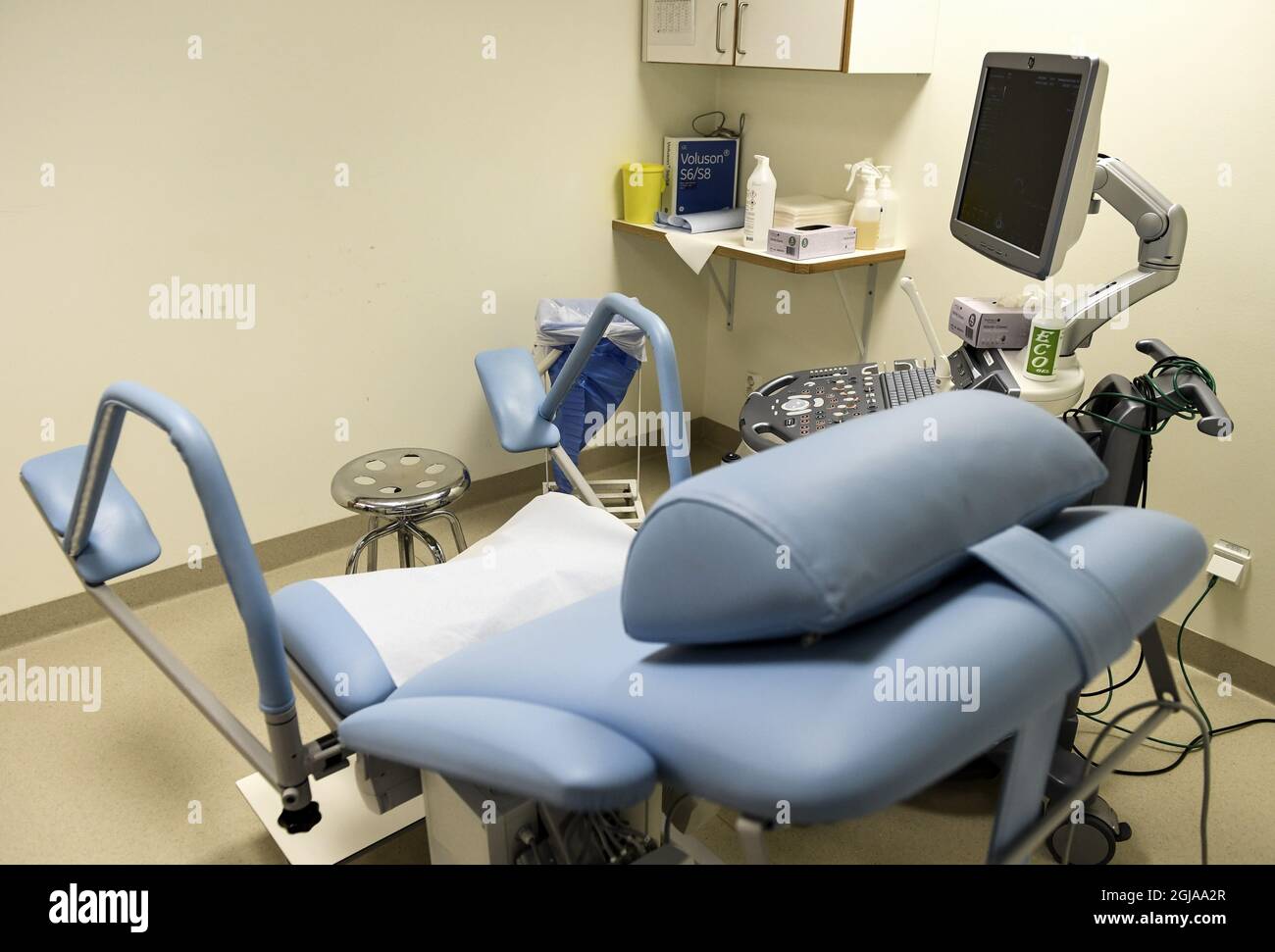 STOCKHOLM 20161017 gynecological chair, gynecologist, gynecology ...