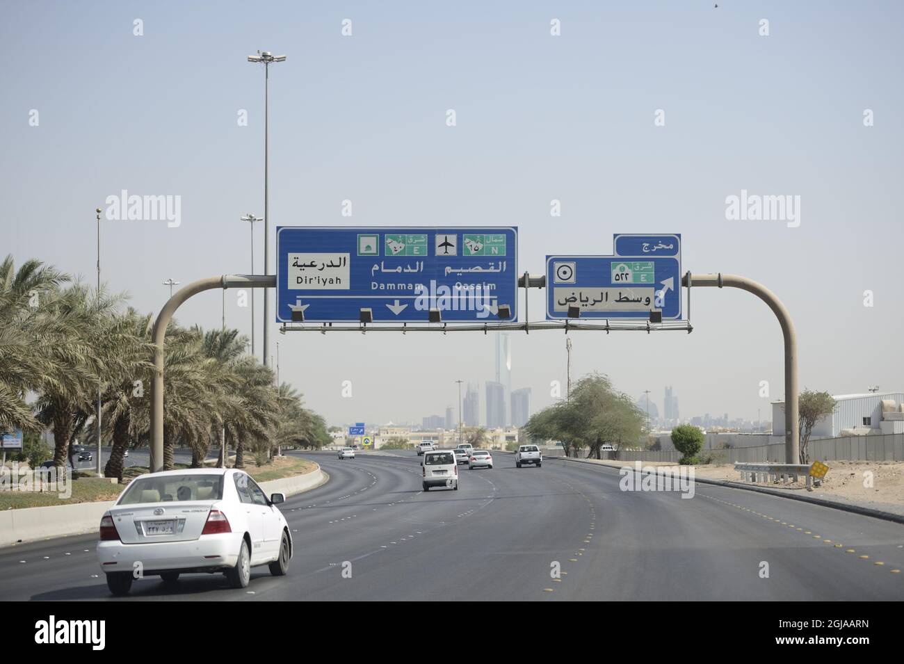 RIYADH 20161022 Street scene in Riyadh in Saudi Arabia. Foto: Henrik ...
