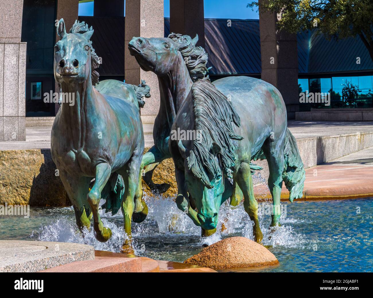 The Bronze Sculpture, "Mustangs of Las Colinas" in Williams Square ...