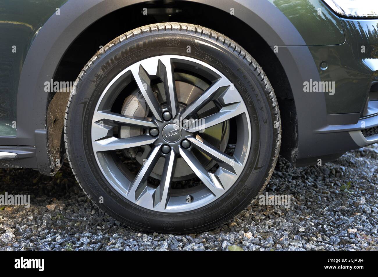 Audi Allroad Double Wheels