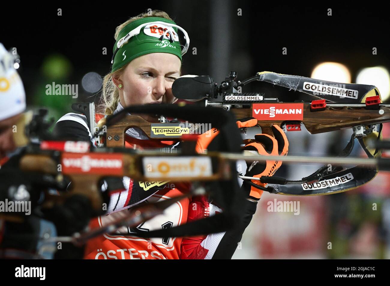 Lisa theresa hauser hi-res stock photography and images - Alamy