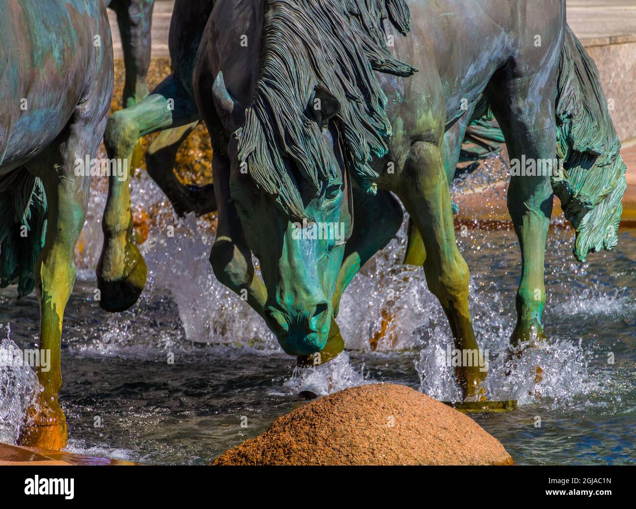 The Bronze Sculpture, "Mustangs of Las Colinas" in Williams Square ...