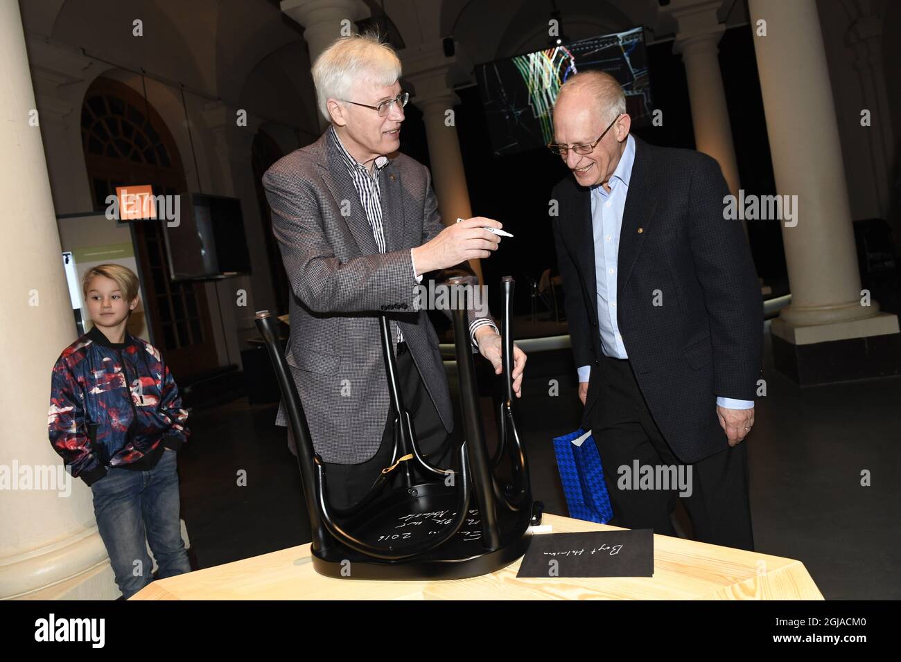 STOCKHOLM 20161206 Bengt Holmstrom of Finland and Oliver Hart of Great ...