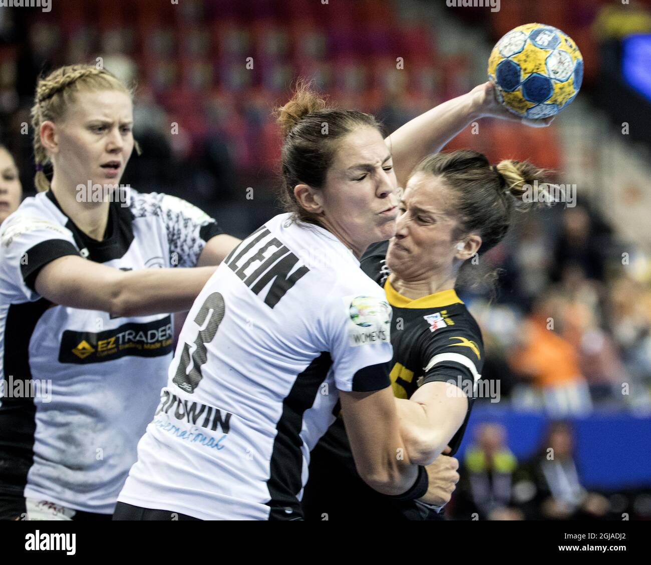 Women's handball germany hi-res stock photography and images - Alamy