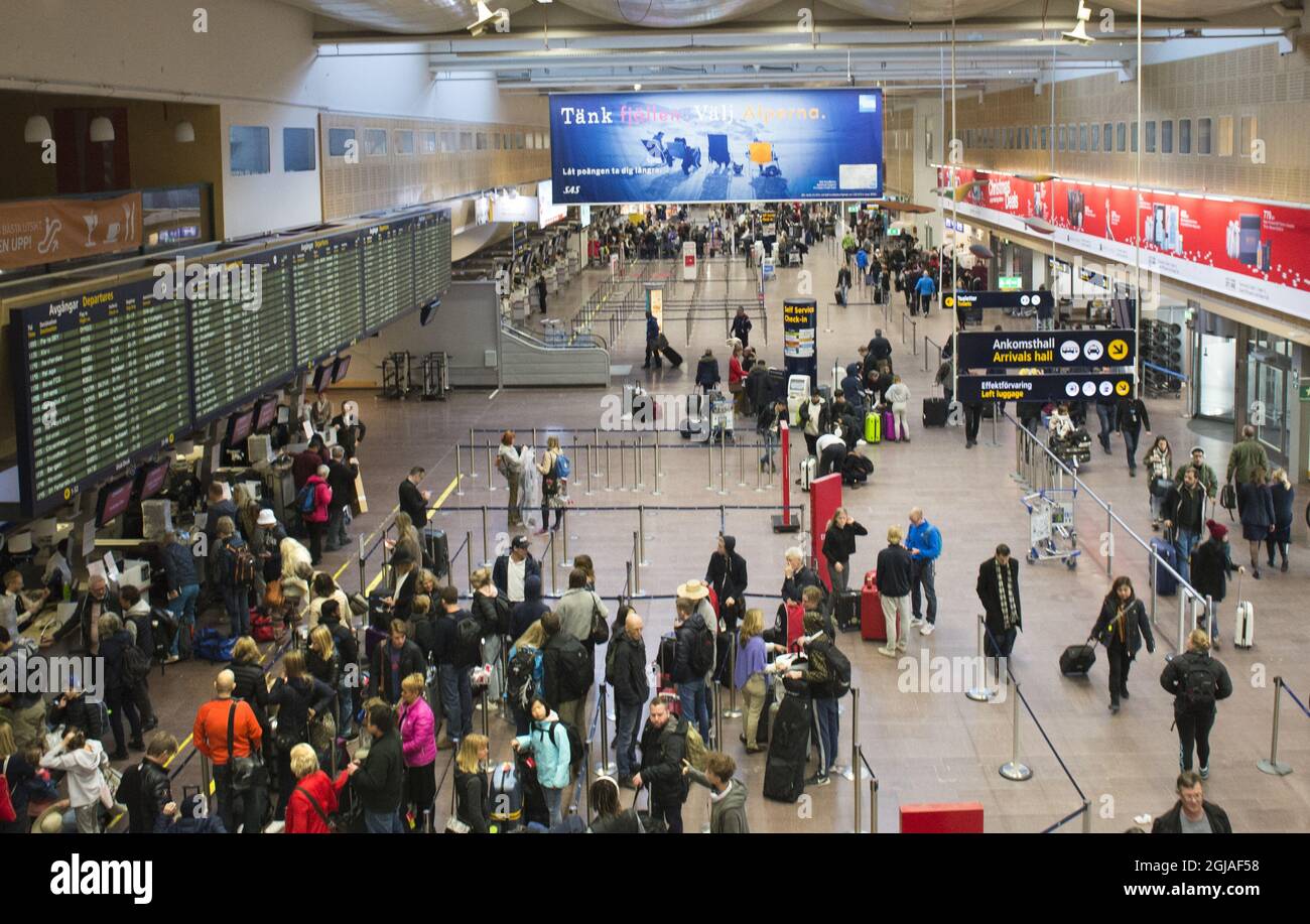 Airport, airplane, passenger planes, air traveler, luggage, baggage ...