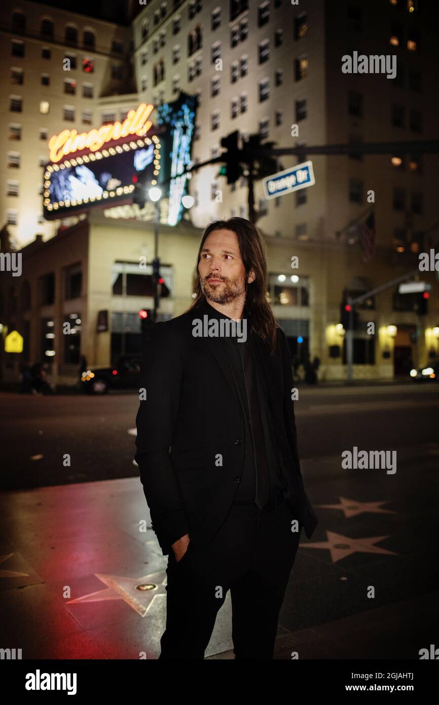 HOLLYWOOD 2017-02-17 Linus Sandgren, Swedish film photographer, posing ...