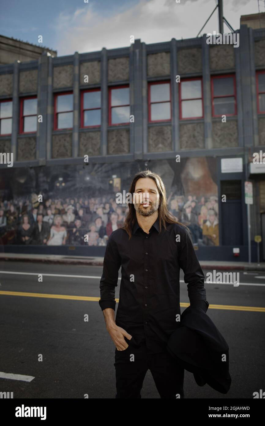 HOLLYWOOD 2017-02-17 Linus Sandgren, Swedish film photographer, posing ...