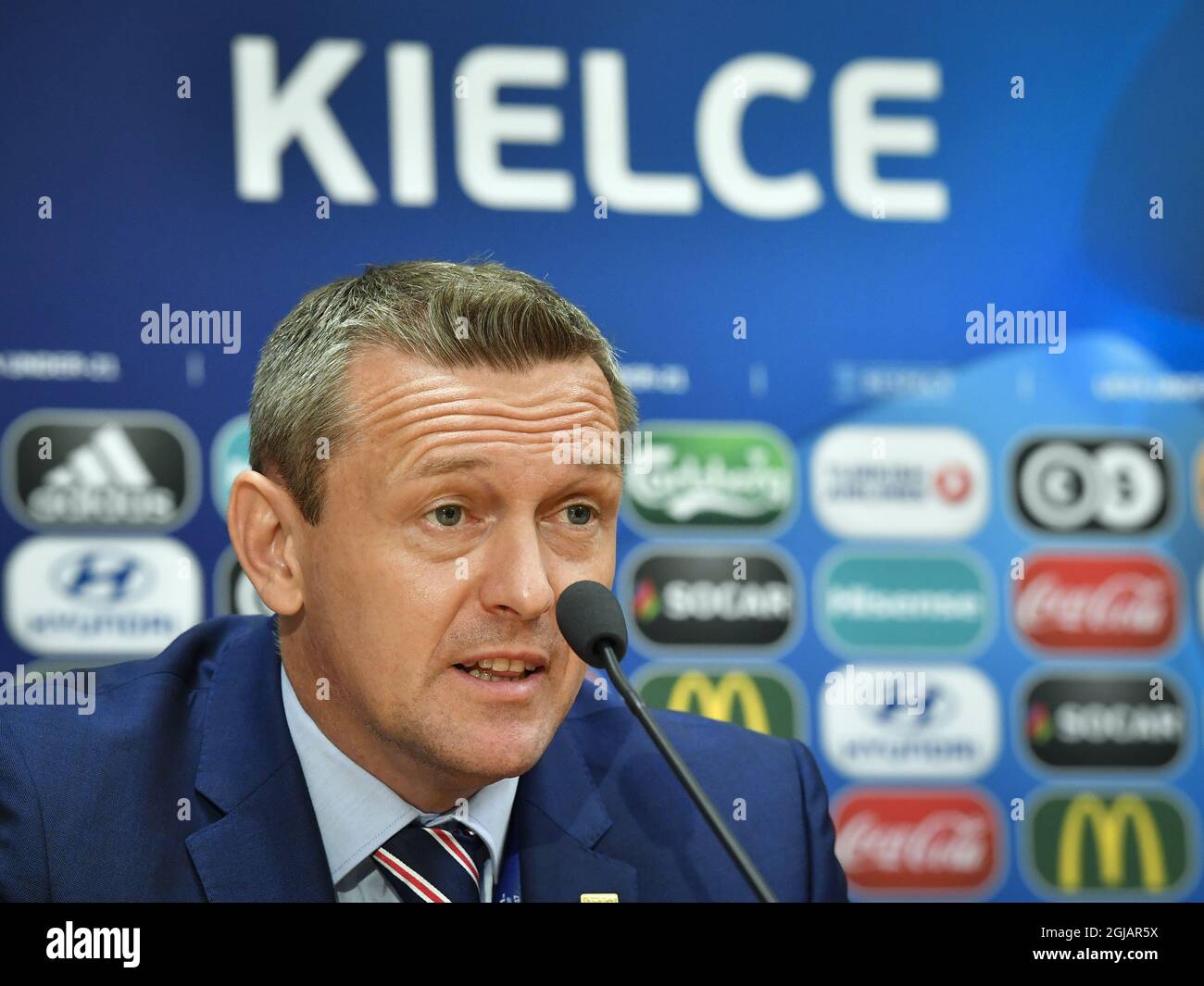 Conferenceafter hi-res stock photography and images - Alamy