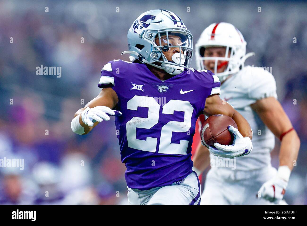 Kansas State running back Deuce Vaughn (22) runs 59 yards for a ...