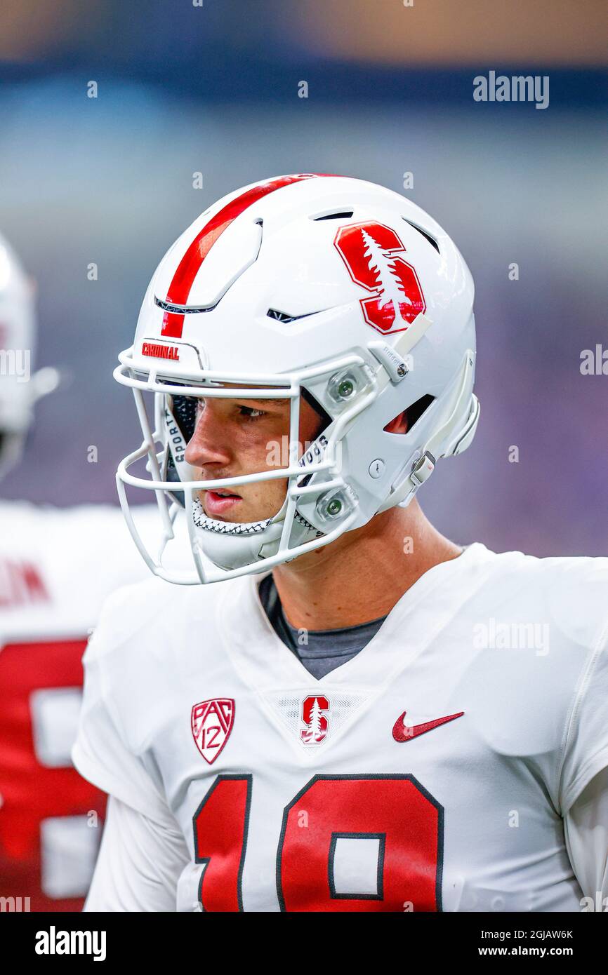 Stanford quarterback Tanner McKee (18) looks on in the first half of an ...