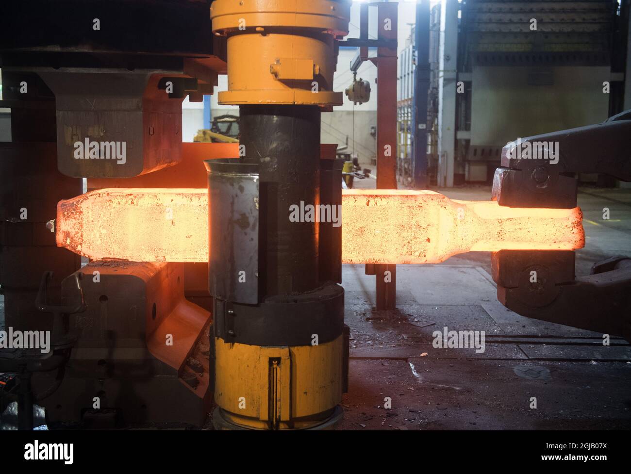 steel production steel process industry workers Foto: Fredrik Sandberg ...