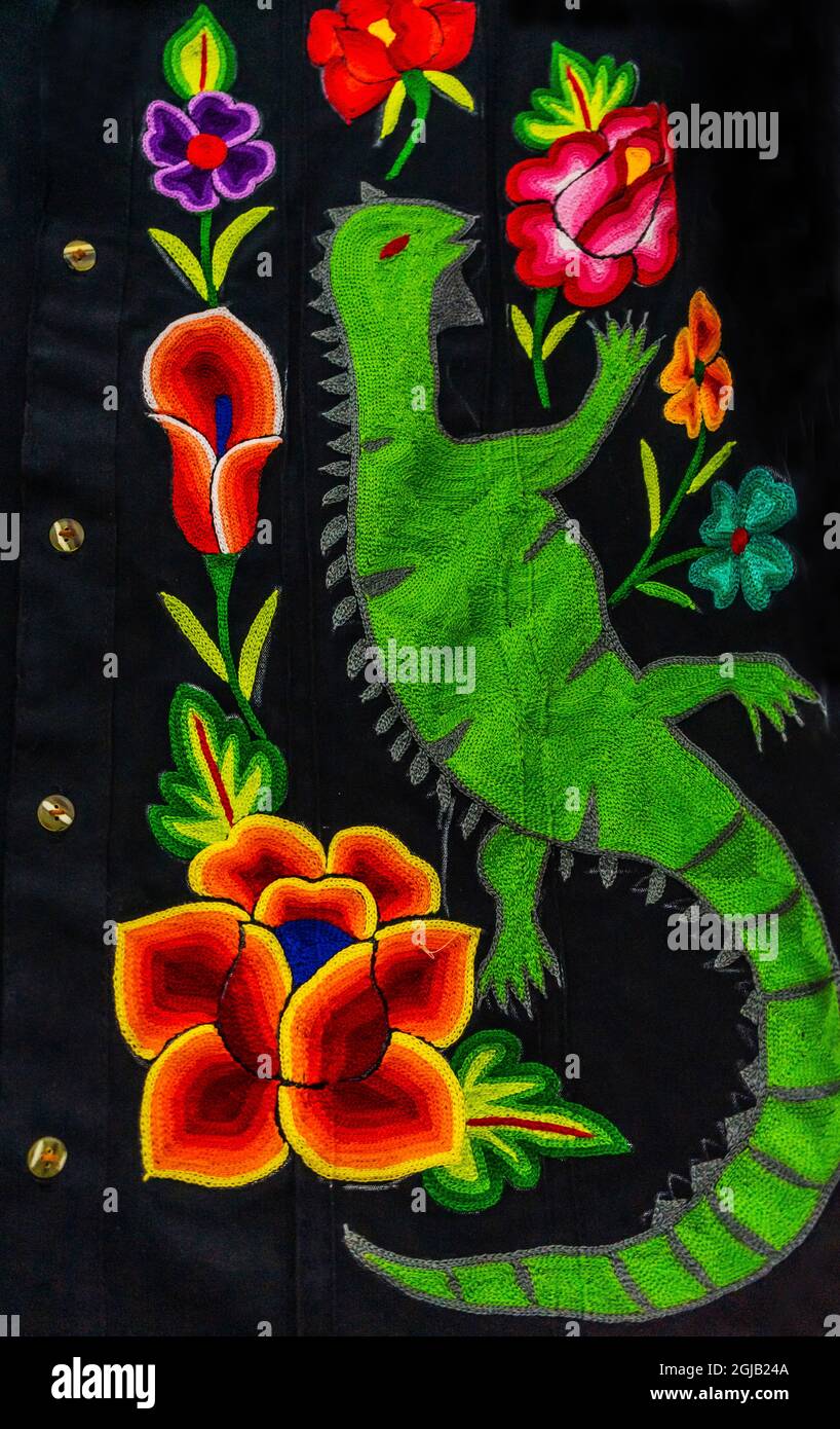 Mexican textiles hi-res stock photography and images - Alamy