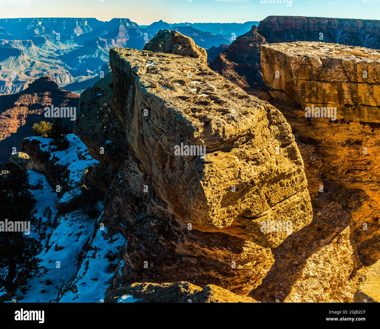 Kaibab Limestone Pillars on Mather Point On The South Rim, Grand Canyon ...