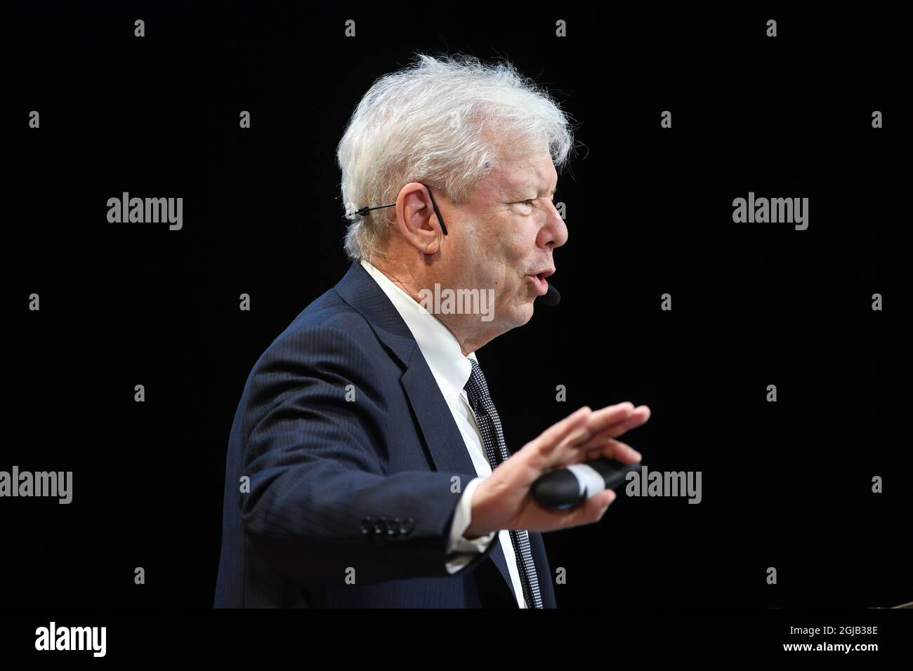 STOCKHOLM 20171208 Nobel laureate in economy Richard Thaler gives his ...