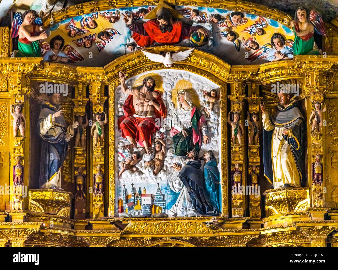 Altar, Church of Santo Domingo, Puebla, Mexico. Built in 1600's Stock ...