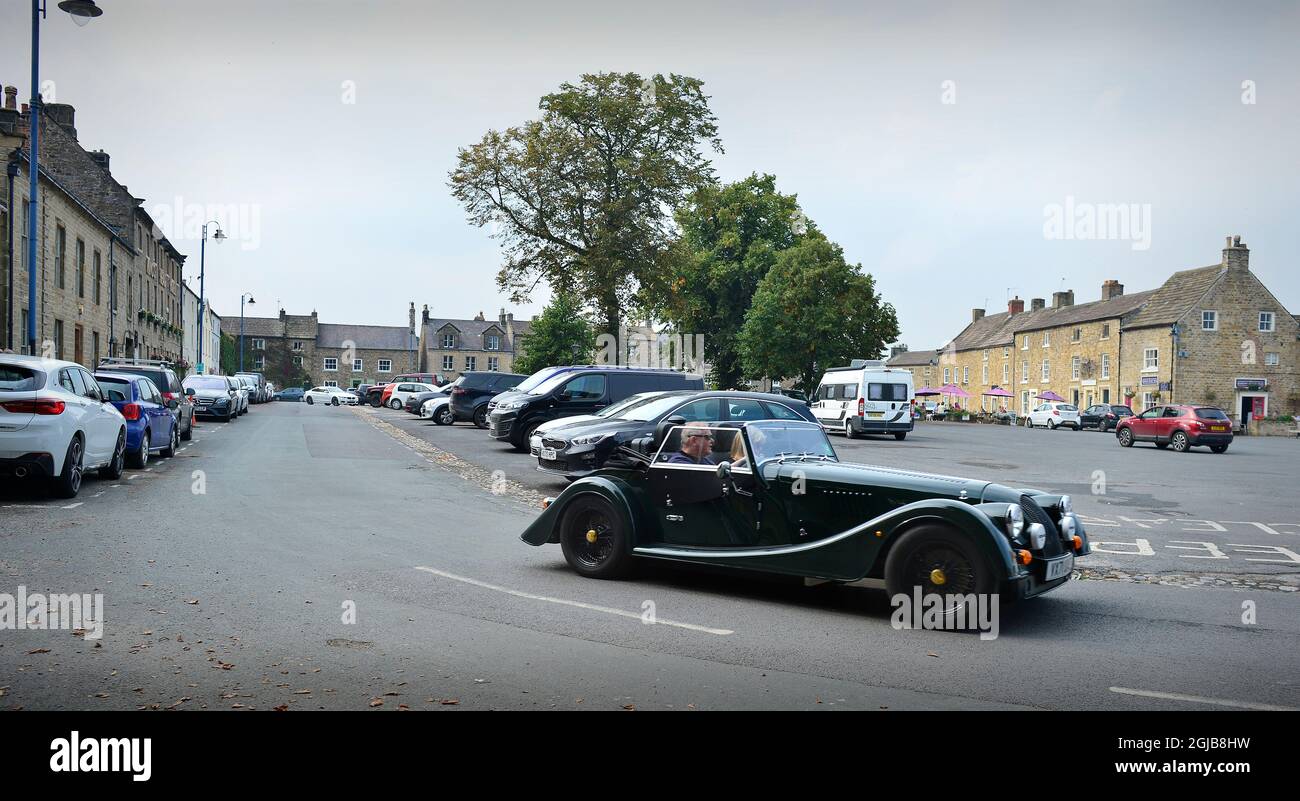 Masham market square hi-res stock photography and images - Alamy