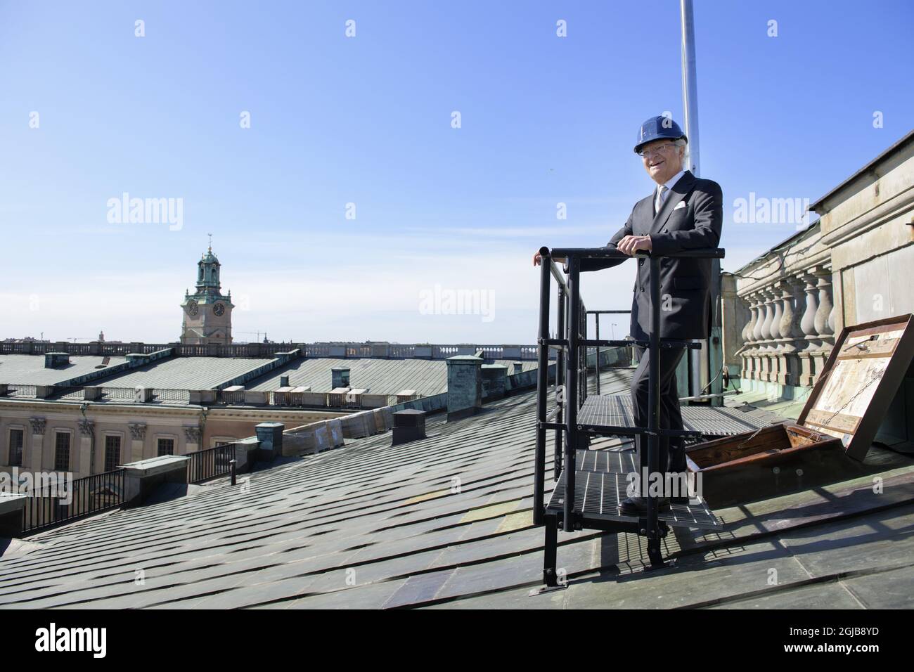 STOCKHOLM 20180419 King carl Gustaf is seen entering the roof of the ...