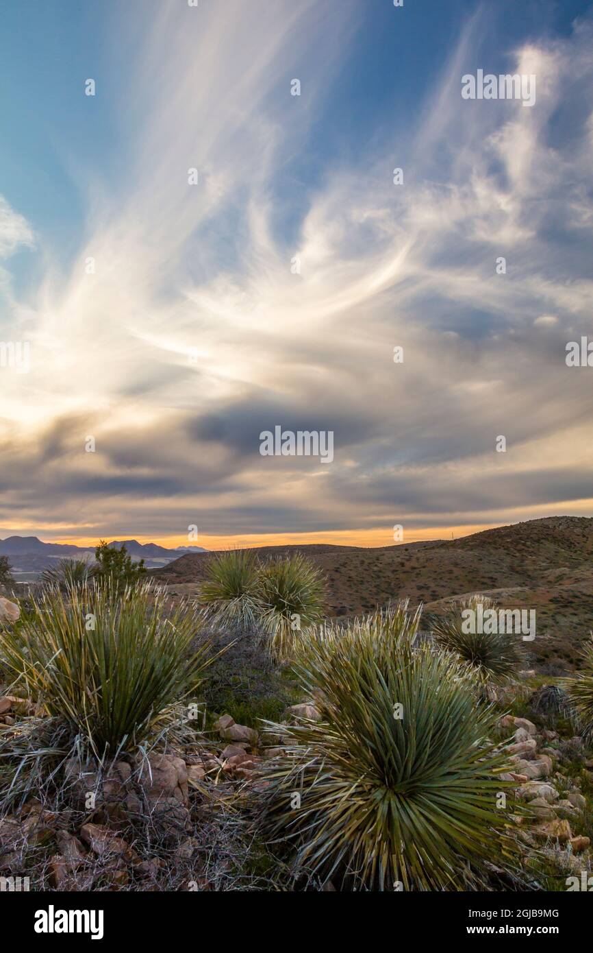 Round mountain park hi-res stock photography and images - Alamy