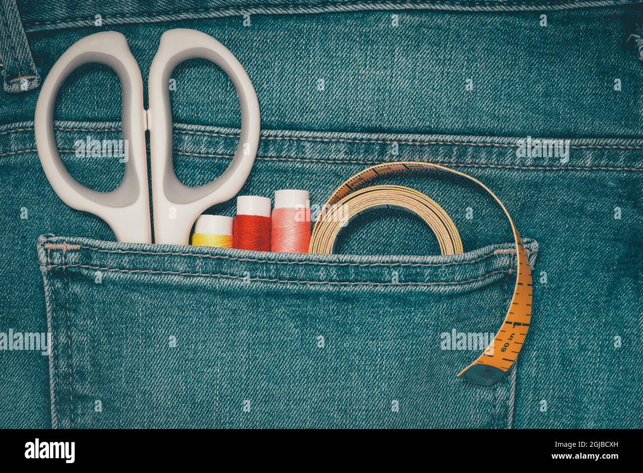 Fashion designer tools hi-res stock photography and images - Alamy Fashion designer tools hi-res stock photography and images - Alamy