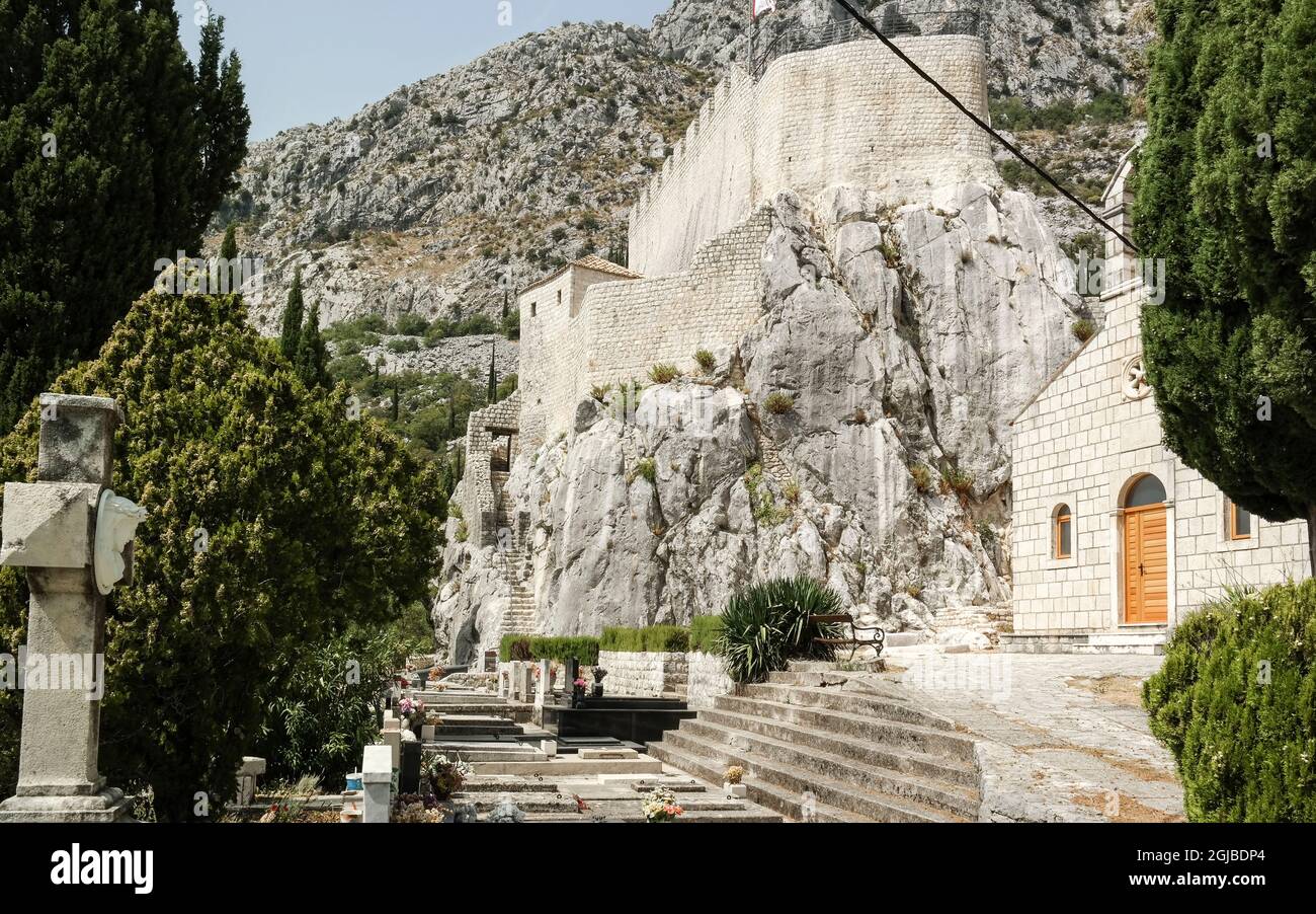 Grad castle hi-res stock photography and images - Alamy